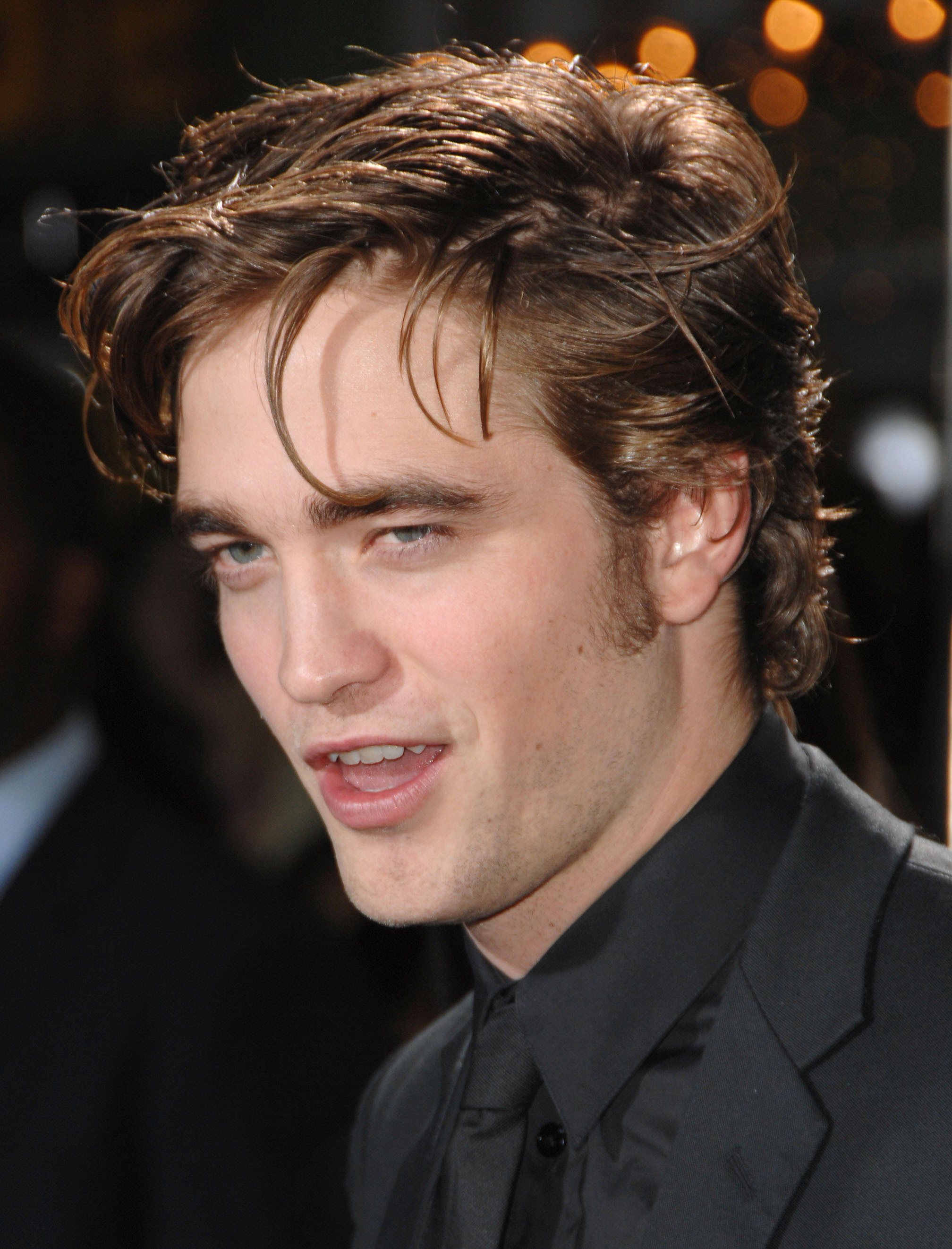 November 17: 'Twilight' World Premiere - Arrivals - 2008-RP1117 066 ...