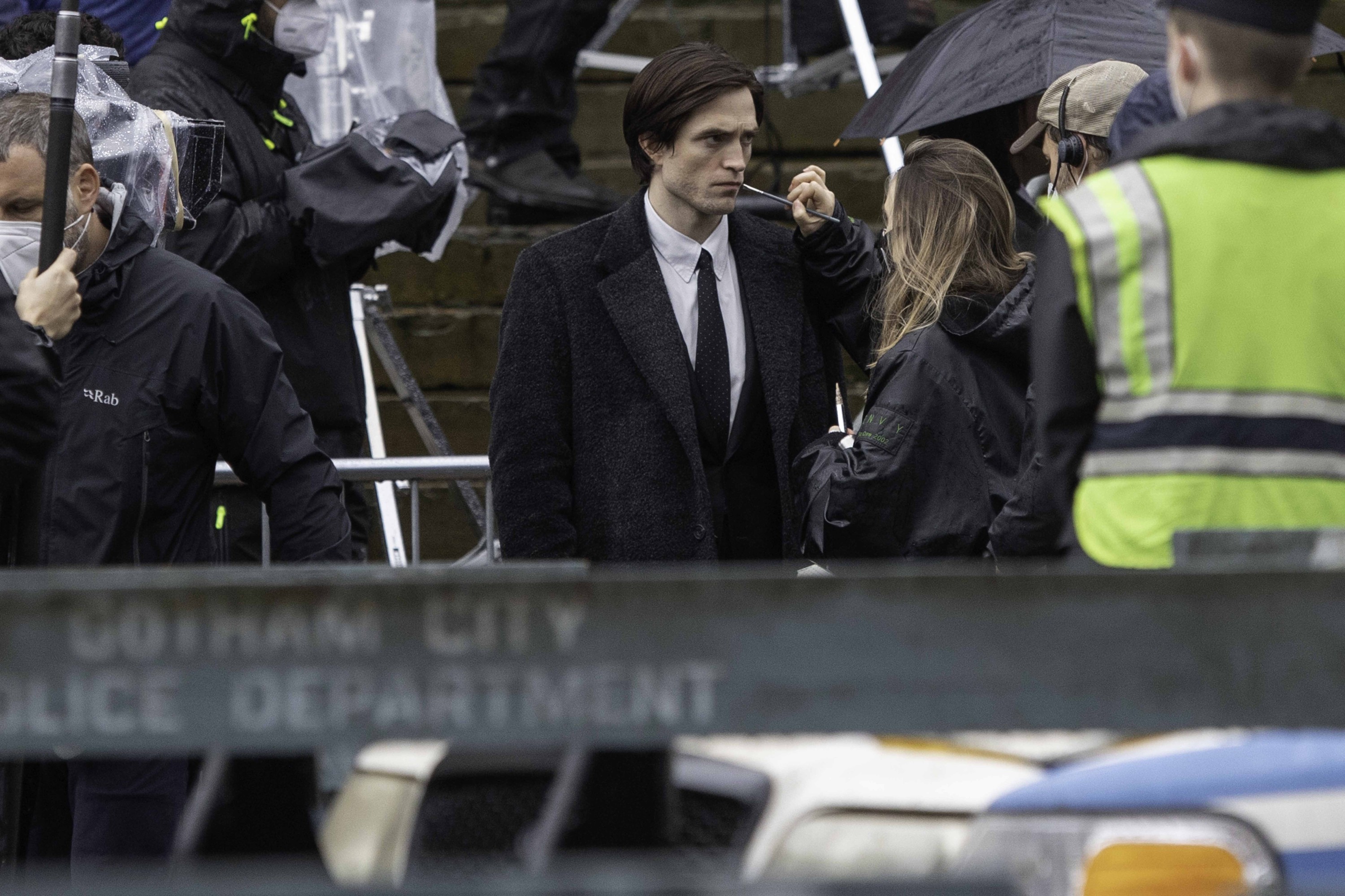 On Set: October 12, 2020 - TheBatman OnSet 2020Oct12 030 - Pattinson ...
