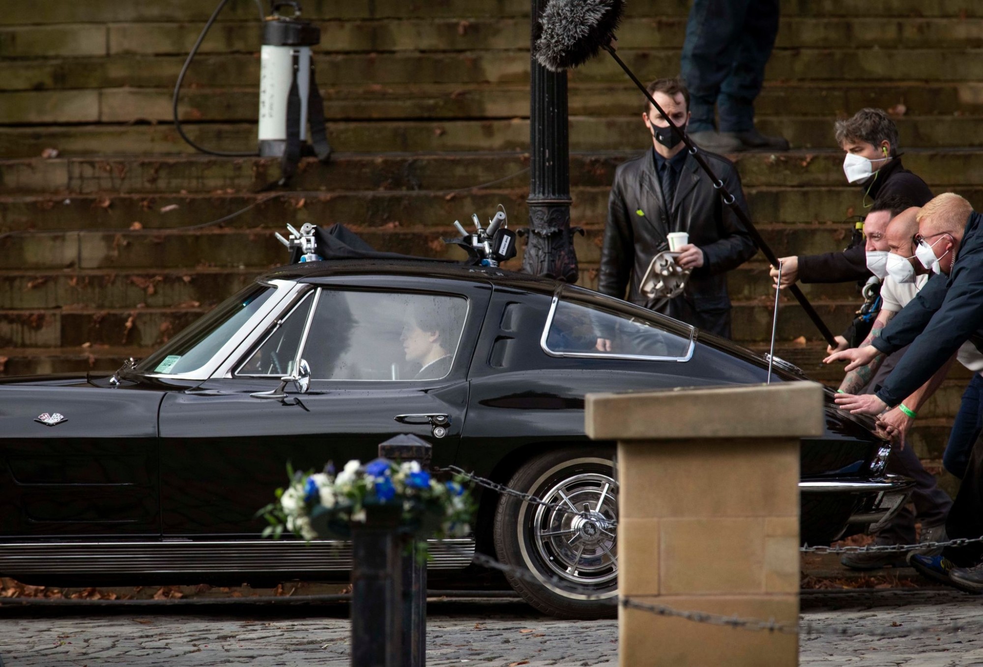 On Set: October 14, 2020 - TheBatman OnSet 2020Oct14 018 - Pattinson ...